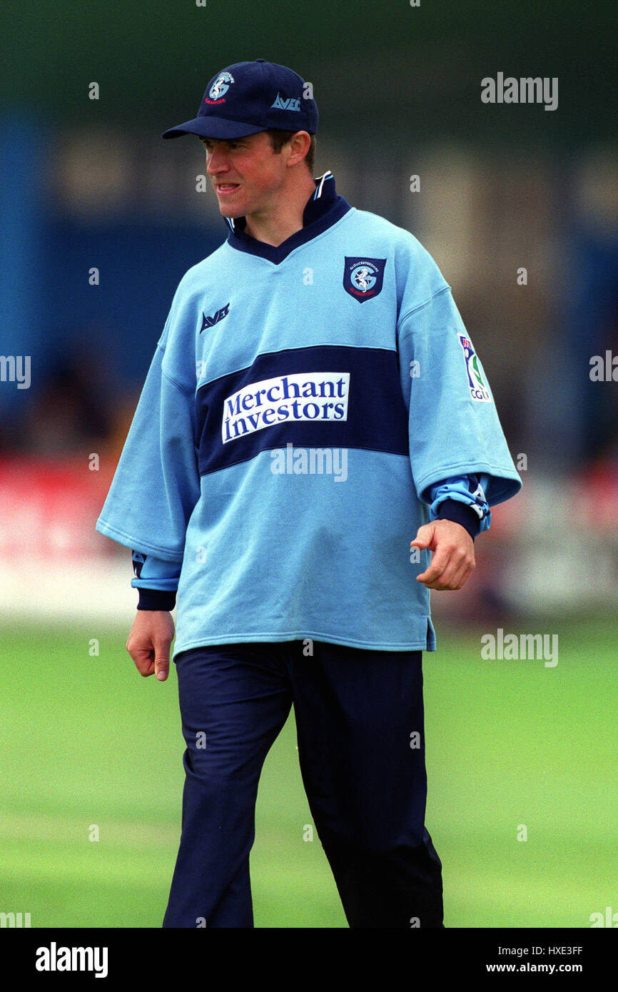 TIMOTHY HANCOCK GLOUCESTERSHIRE CCC 18 May 1999 Stock Photo - Alamy