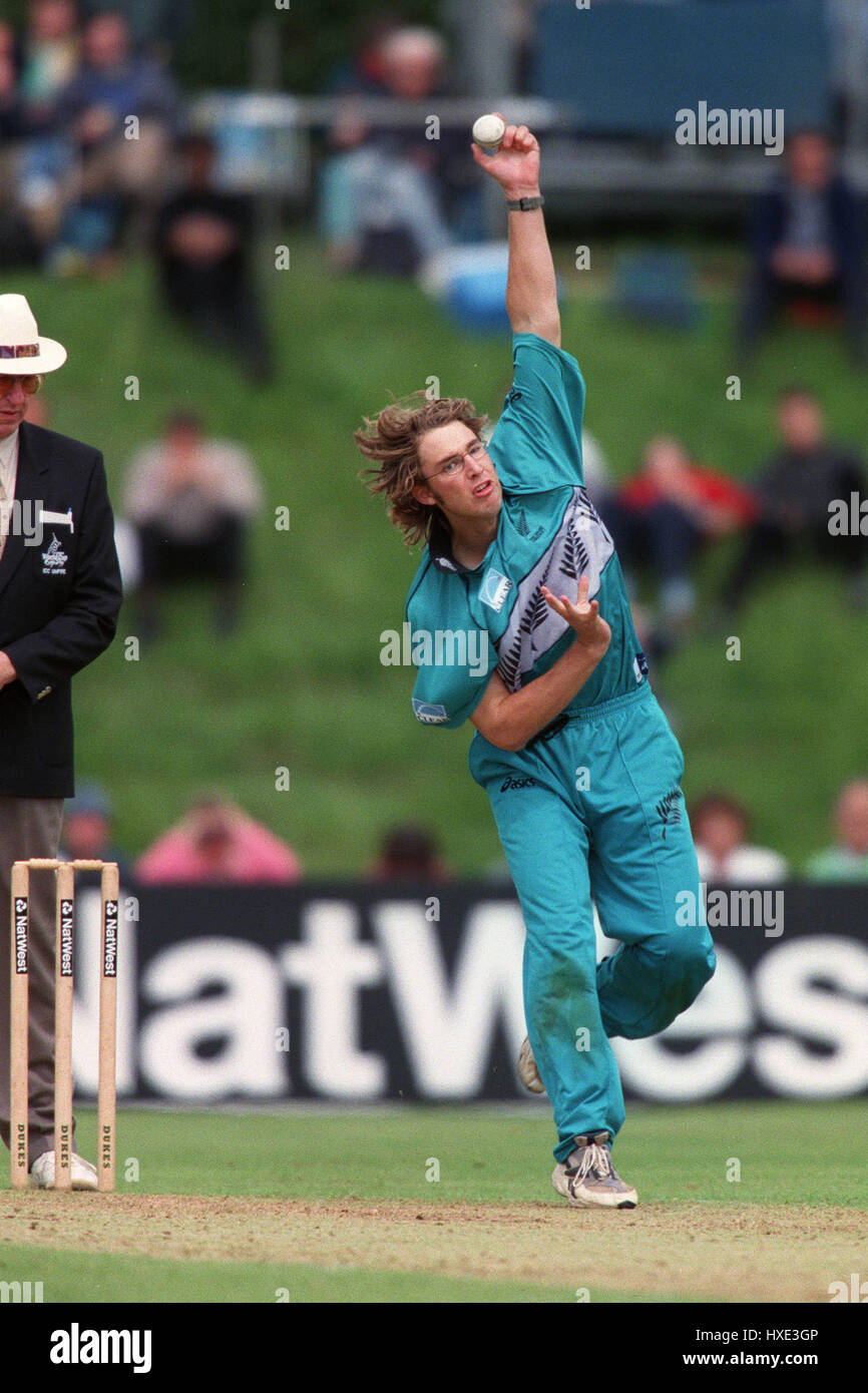 DANIEL VETTORI NEW ZEALAND 12 May 1999 Stock Photo - Alamy