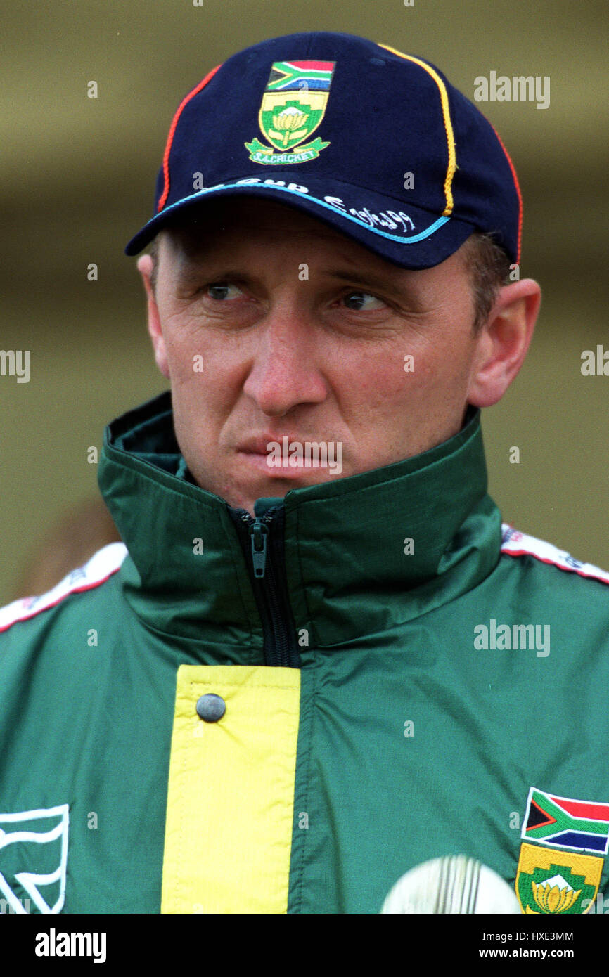 ALLAN DONALD SOUTH AFRICA 11 May 1999 Stock Photo - Alamy