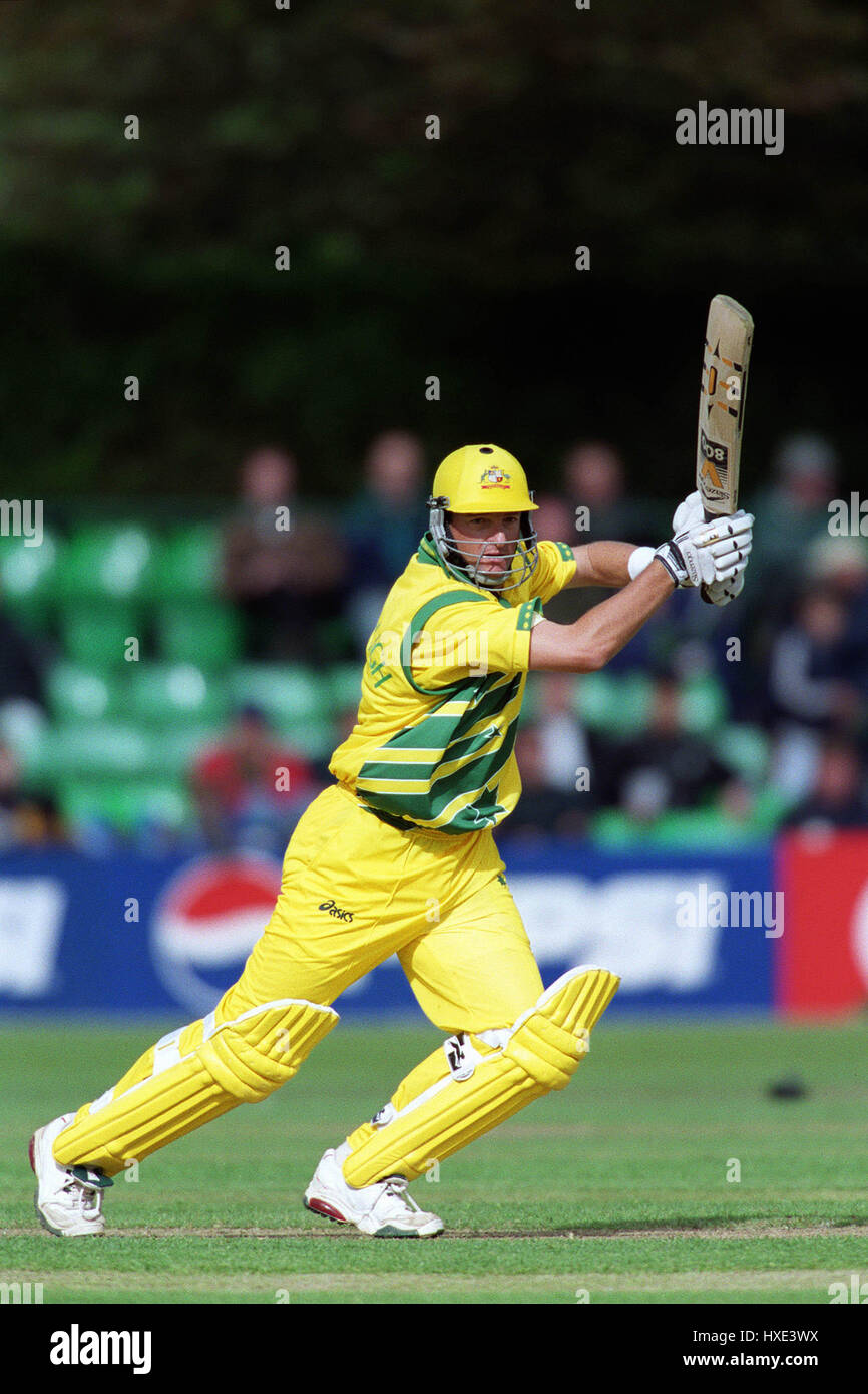 Cricket mark waugh hi-res stock photography and images - Alamy