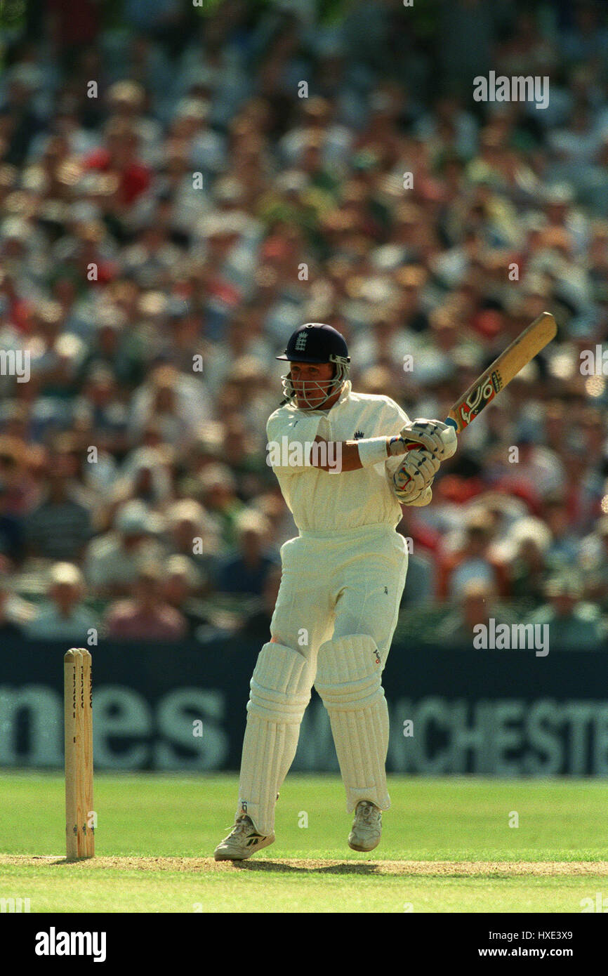 Alec stewart hi-res stock photography and images - Alamy