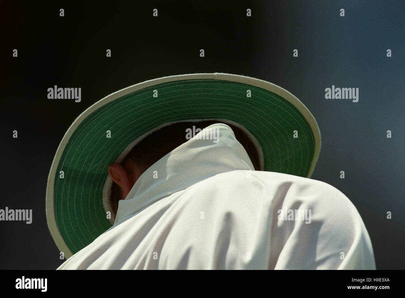 ROBERT CROFT ENGLAND & GLAMORGAN CCC 27 May 1998 Stock Photo - Alamy