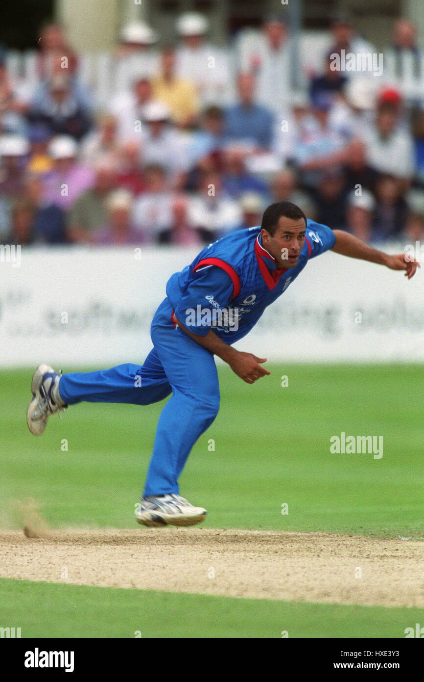 Hollioake hi-res stock photography and images - Alamy