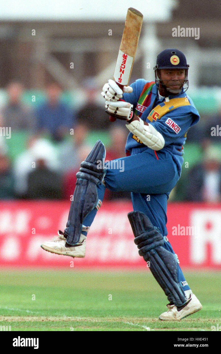 ROMESH KALUWITHARANA SRI LANKA 28 August 1998 Stock Photo - Alamy