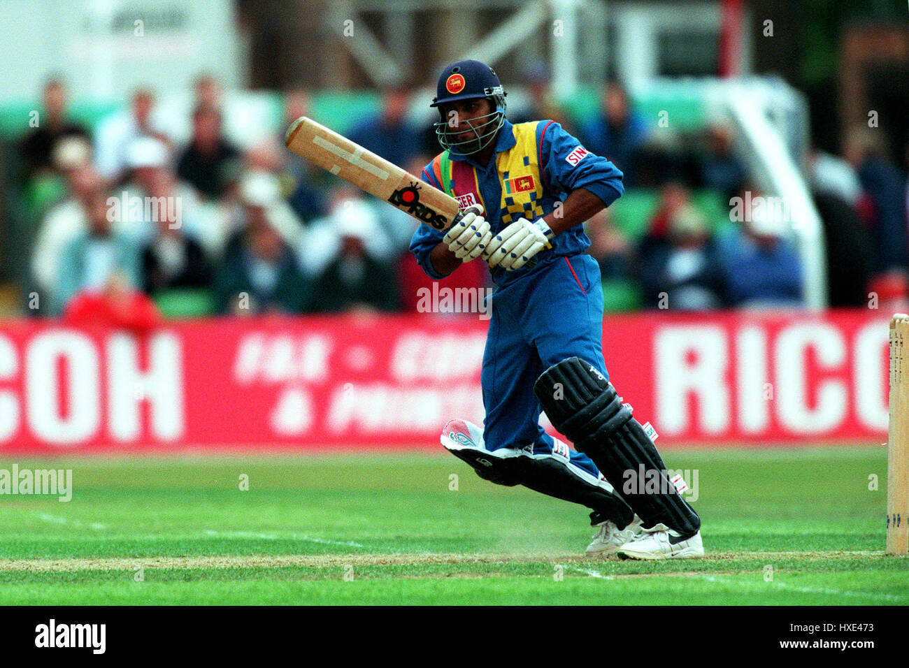 CHADIKA HATHURUSINGHA SRI LANKA 17 August 1998 Stock Photo - Alamy