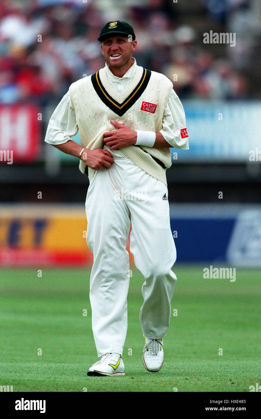 ALLAN DONALD SOUTH AFRICA & FREE STATE 16 June 1998 Stock Photo - Alamy