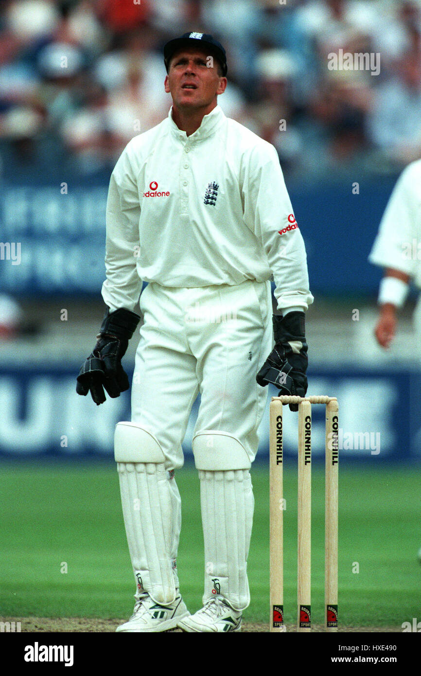 Alec stewart wicket hi-res stock photography and images - Alamy