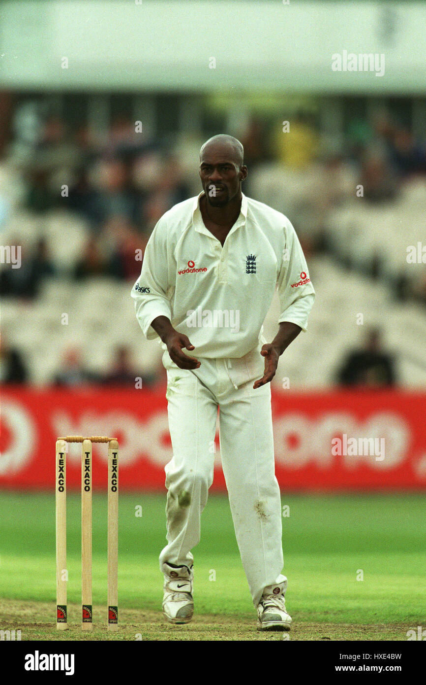 Chris lewis hi-res stock photography and images - Alamy