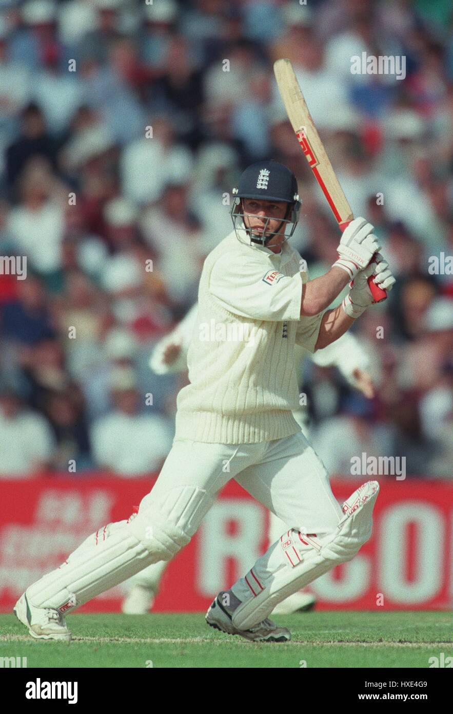 GRAHAM LLOYD ENGLAND & LANCASHIRE CCC 29 May 1997 Stock Photo - Alamy