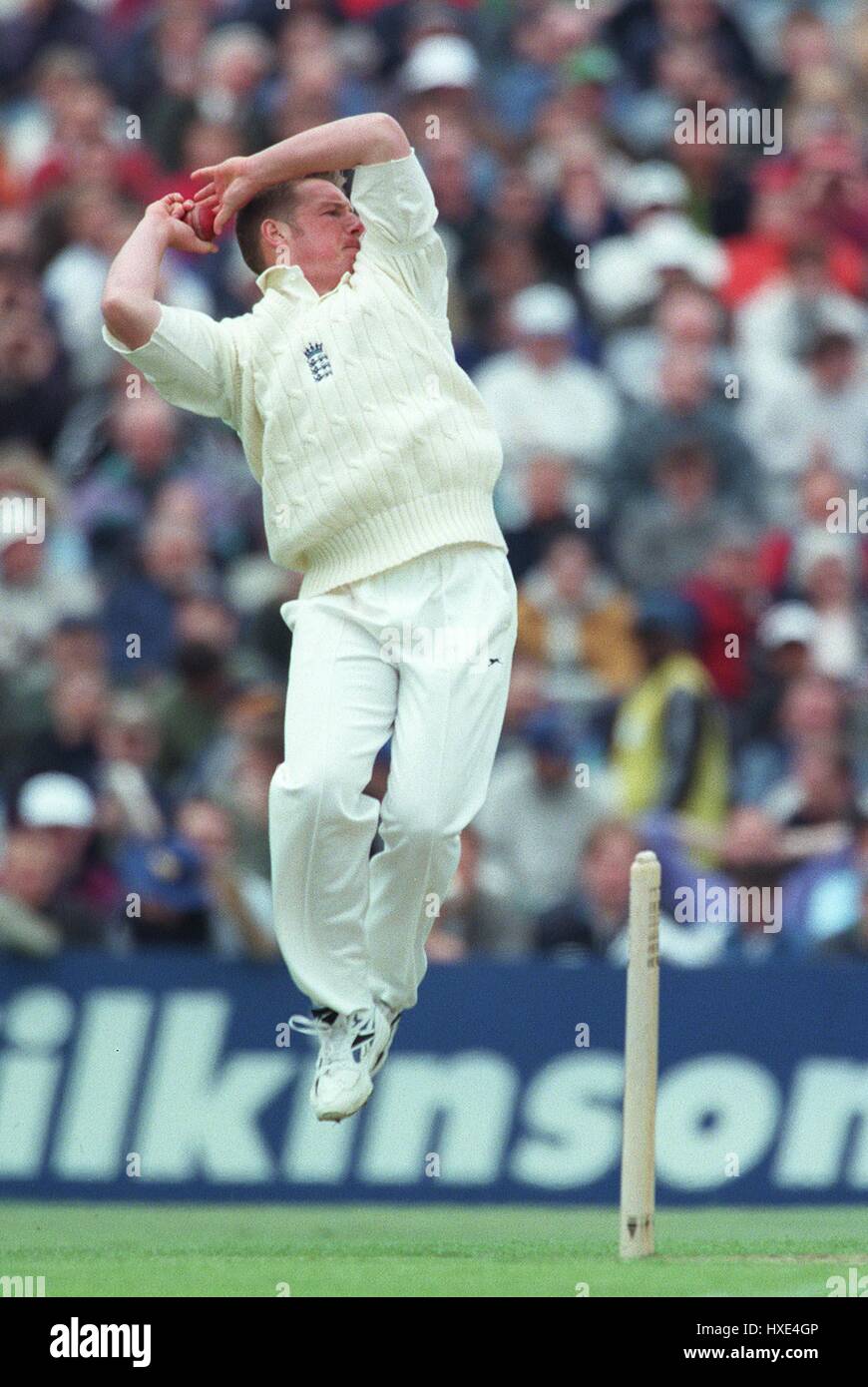 Robert croft of glamorgan ccc hi-res stock photography and images - Alamy