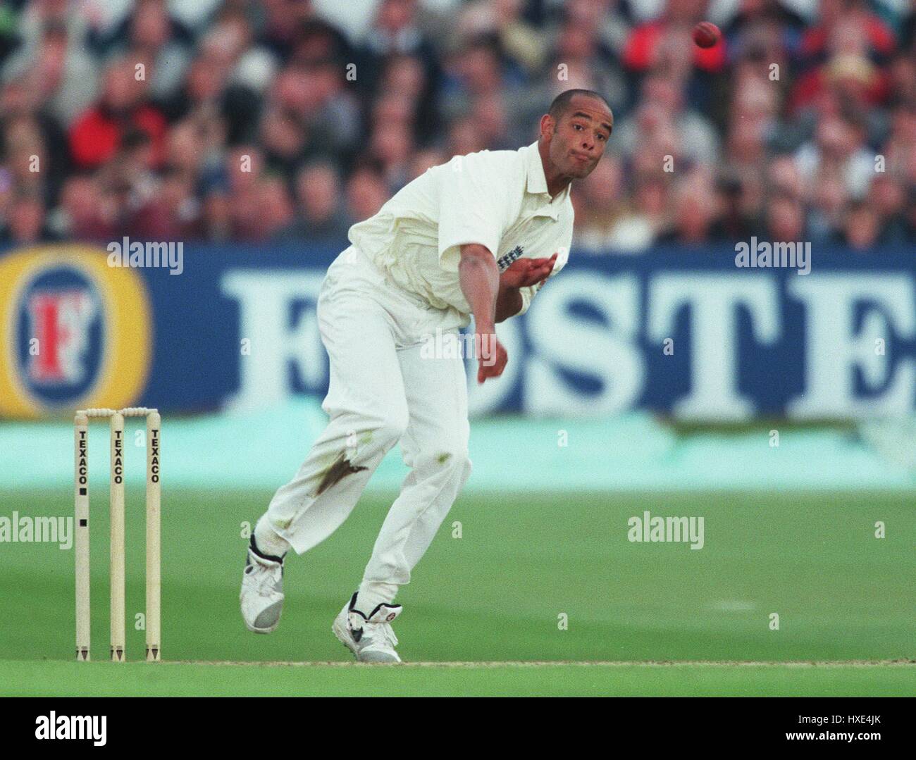 DEAN HEADLEY ENGLAND & KENT CCC 23 May 1997 Stock Photo - Alamy