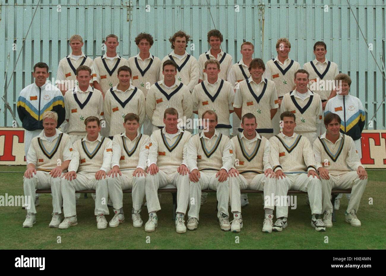 YORKSHIRE CCC TEAM SHOT 09 September 1996 Stock Photo - Alamy