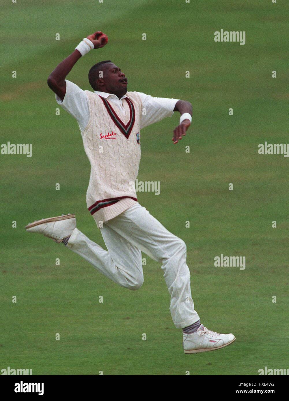 Curtly hi-res stock photography and images - Alamy