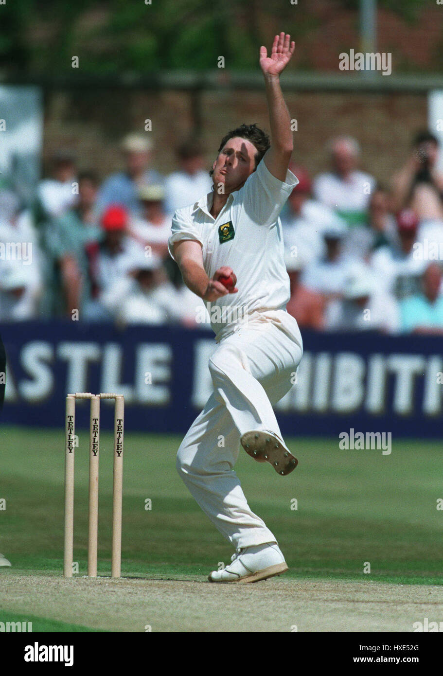 Brian bowling hi-res stock photography and images - Alamy