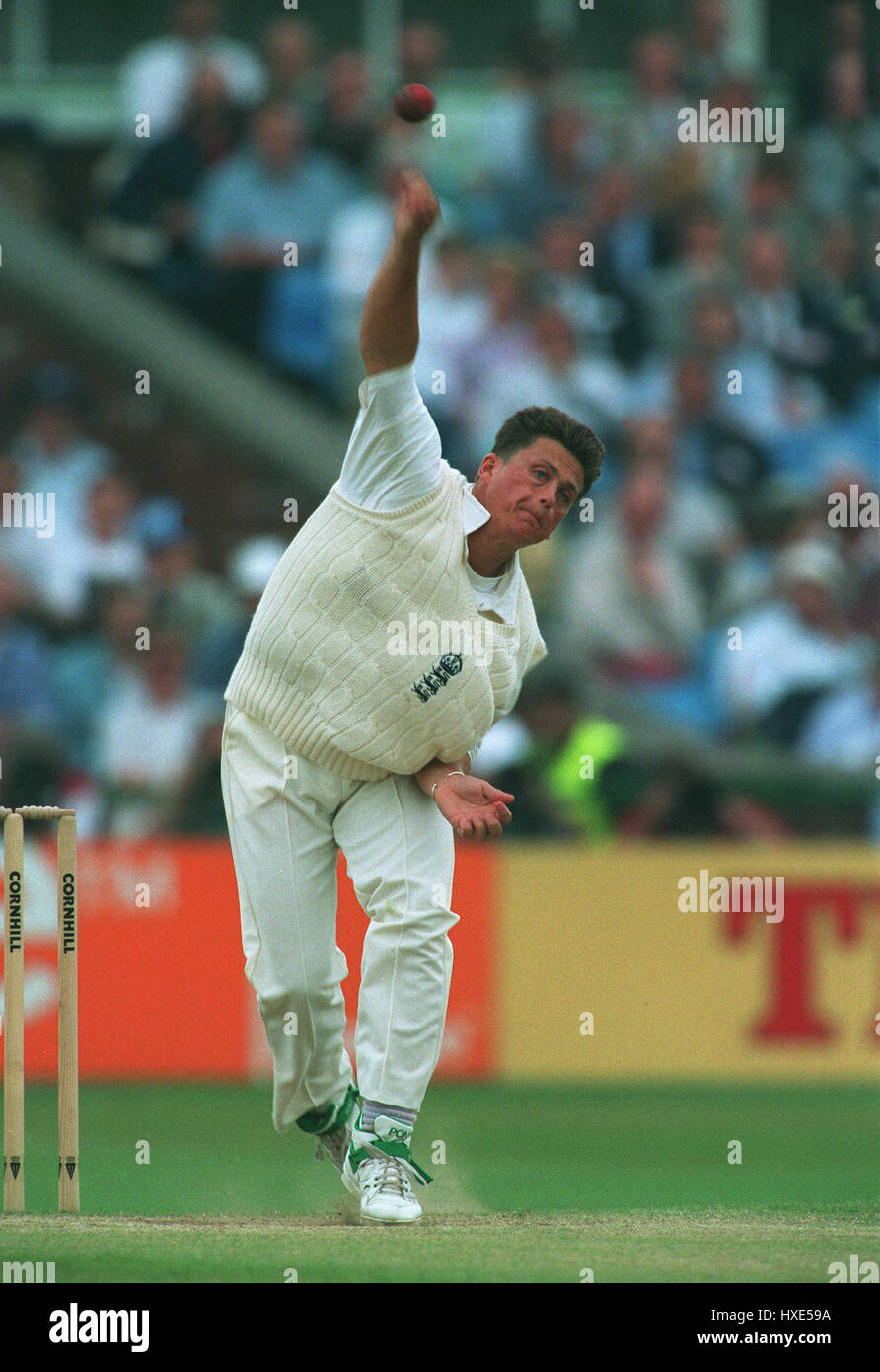 DARREN GOUGH ENGLAND & YORKSHIRE CCC 04 July 1994 Stock Photo - Alamy