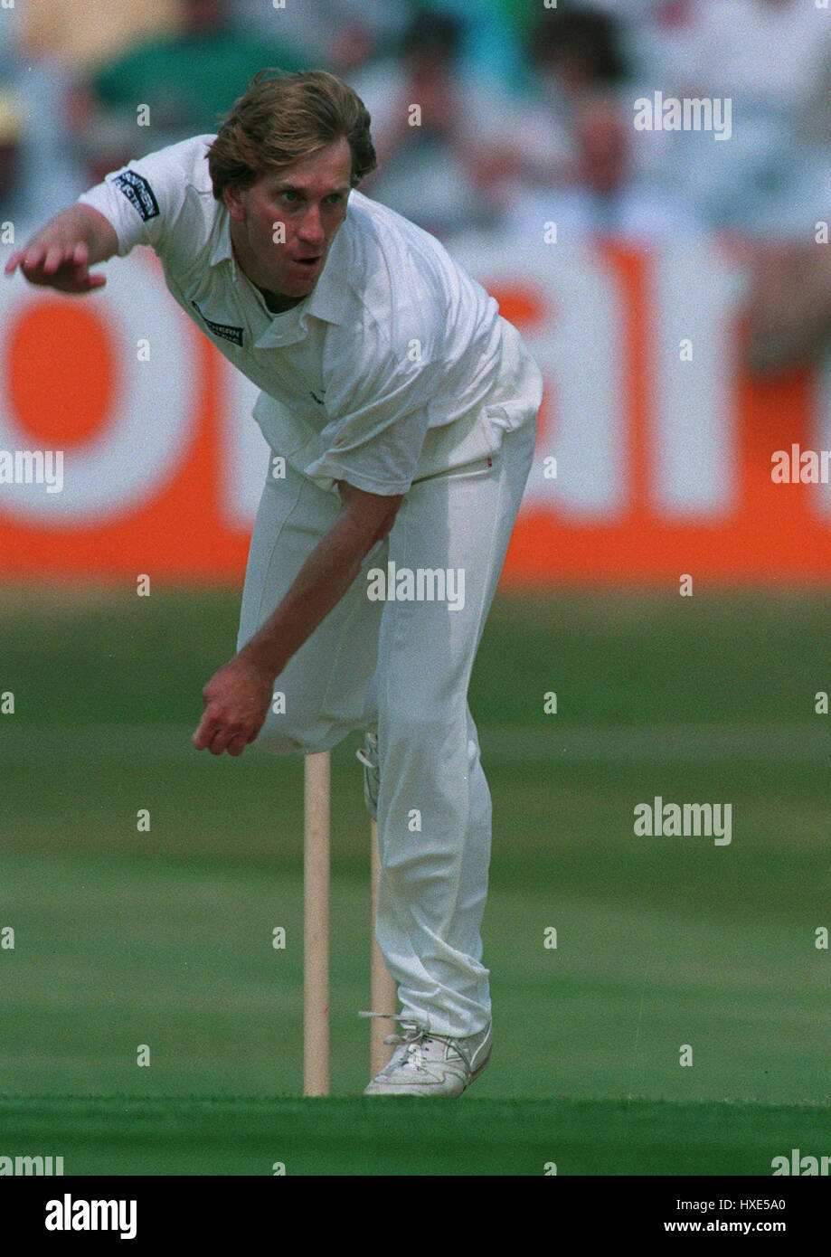 KEVAN JAMES HAMPSHIRE CCC 29 June 1994 Stock Photo - Alamy