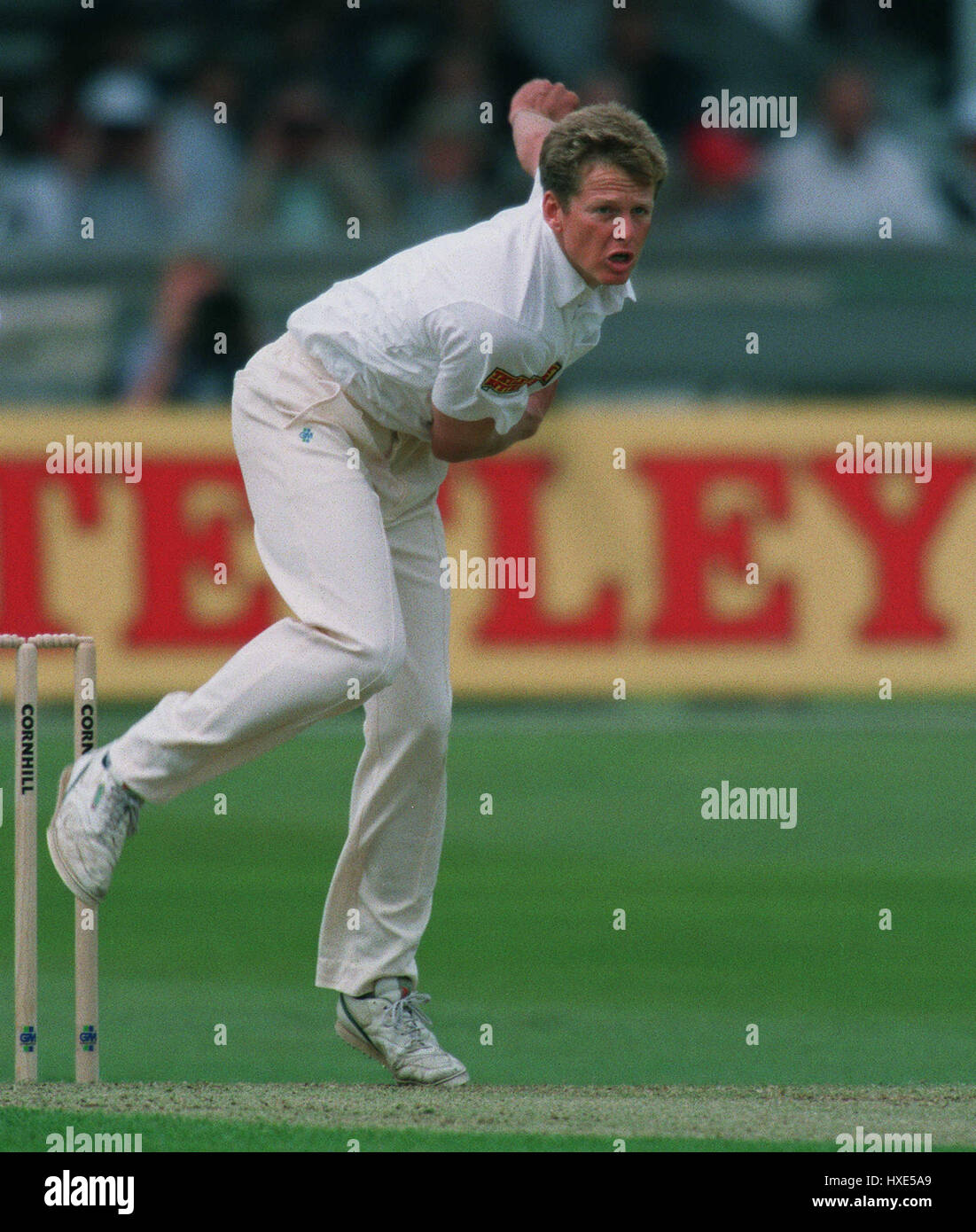 PETER SUCH ENGLAND & ESSEX CCC 13 June 1994 Stock Photo - Alamy