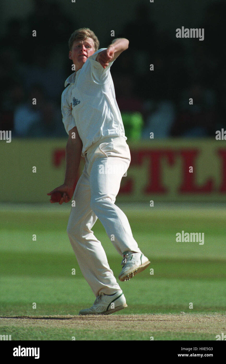 PETER SUCH ENGLAND & ESSEX CCC 22 July 1993 Stock Photo - Alamy