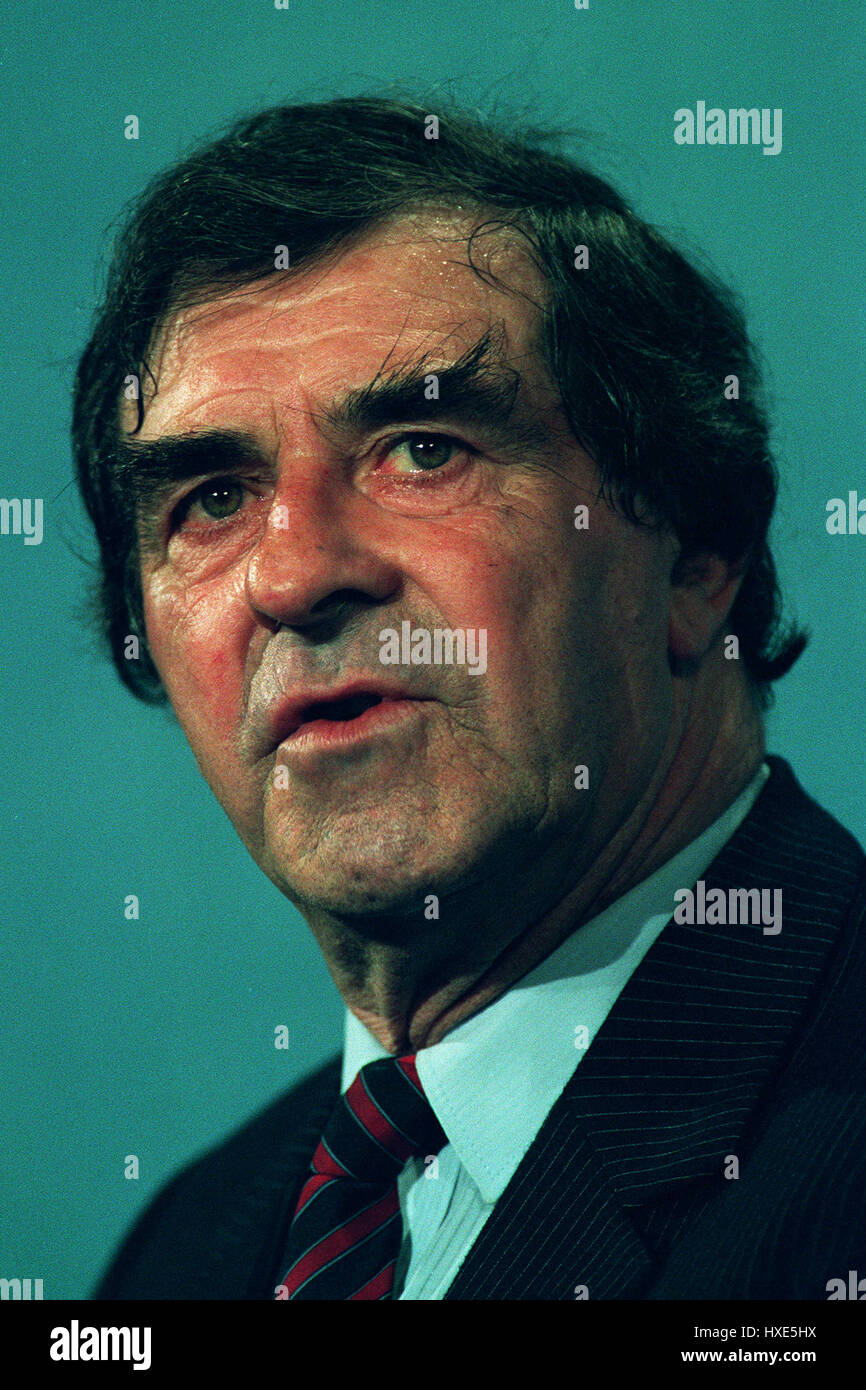 Fred Trueman High Resolution Stock Photography and Images - Alamy