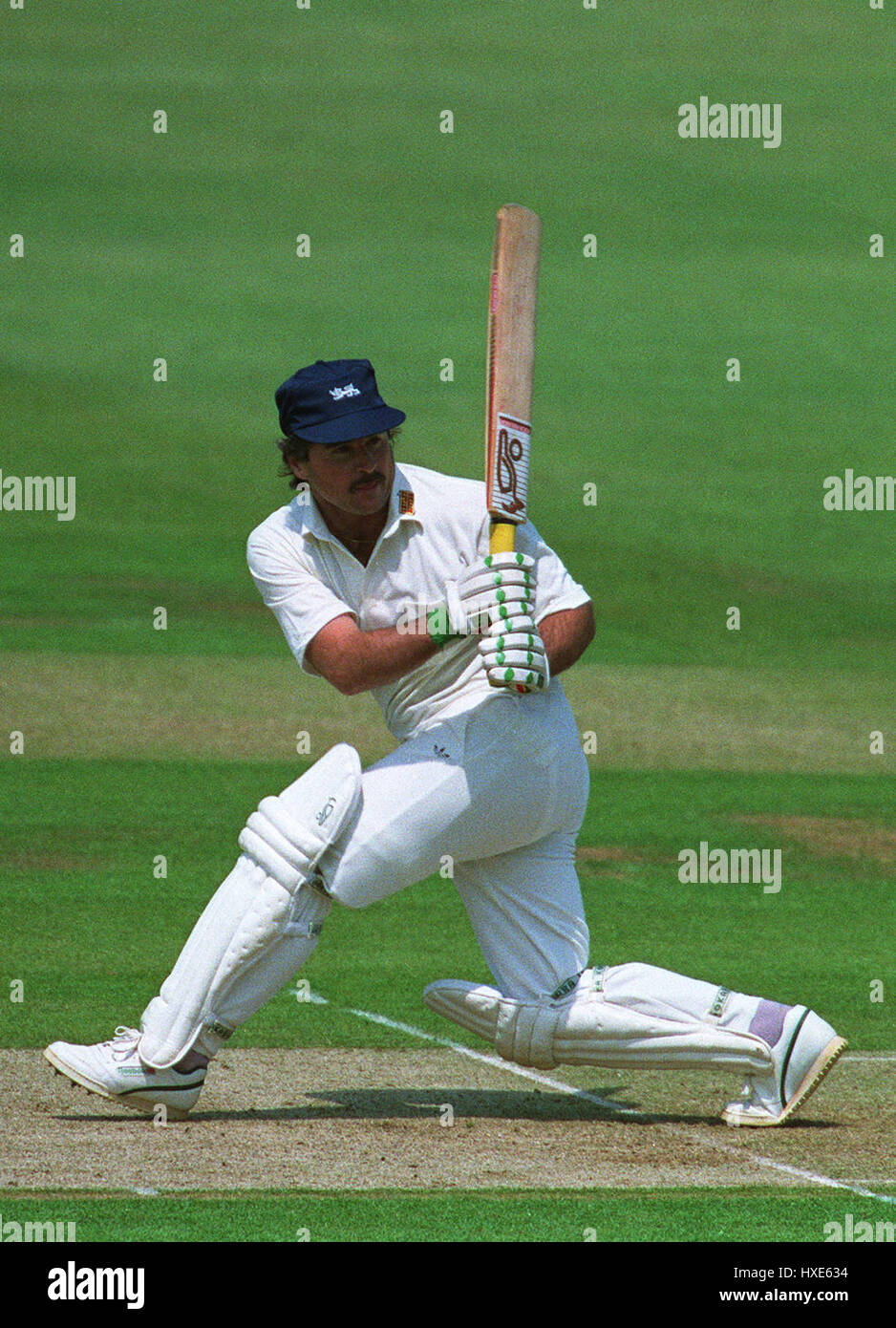 ALLAN LAMB ENGLAND & NORTHAMPTONSHIRE CCC 22 May 1992 Stock Photo - Alamy