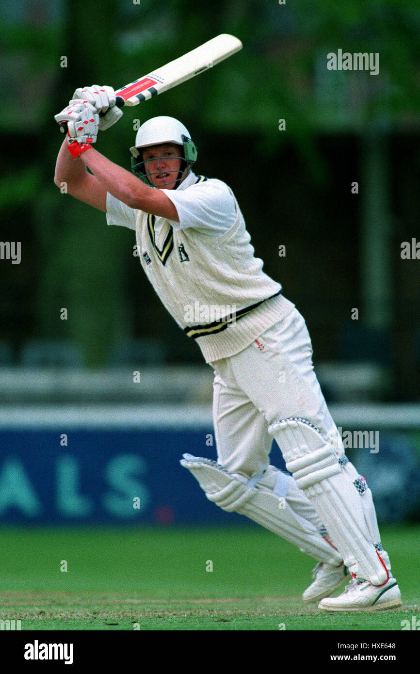 DOMINIC OSTLER WARWICKSHIRE CCC 11 May 1992 Stock Photo - Alamy