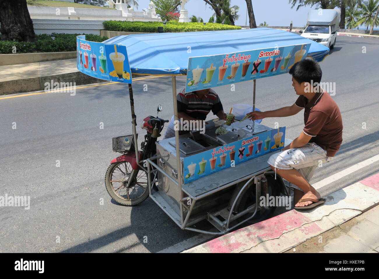 Unassuming man hi-res stock photography and images - Alamy