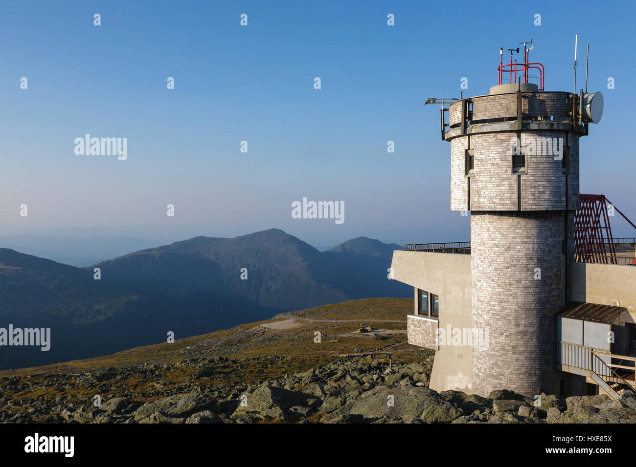 The Sherman Adams building on the summit of Mount Washington in the ...