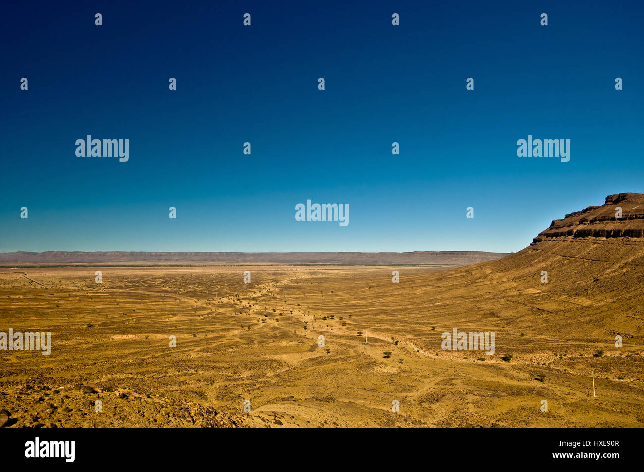Hamada landscape hi-res stock photography and images - Alamy