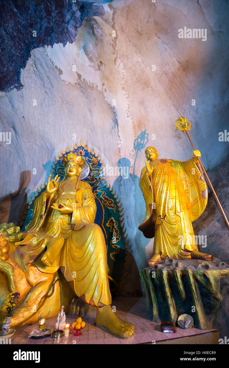 Perak Tong is a Chinese Buddhist temple built within a limestone cave ...