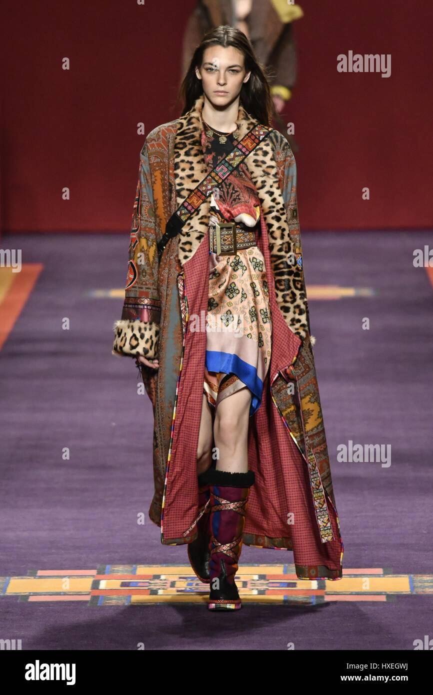 Milan Fashion Week Fall/Winter 2017/18 - Etro - Catwalk Featuring ...