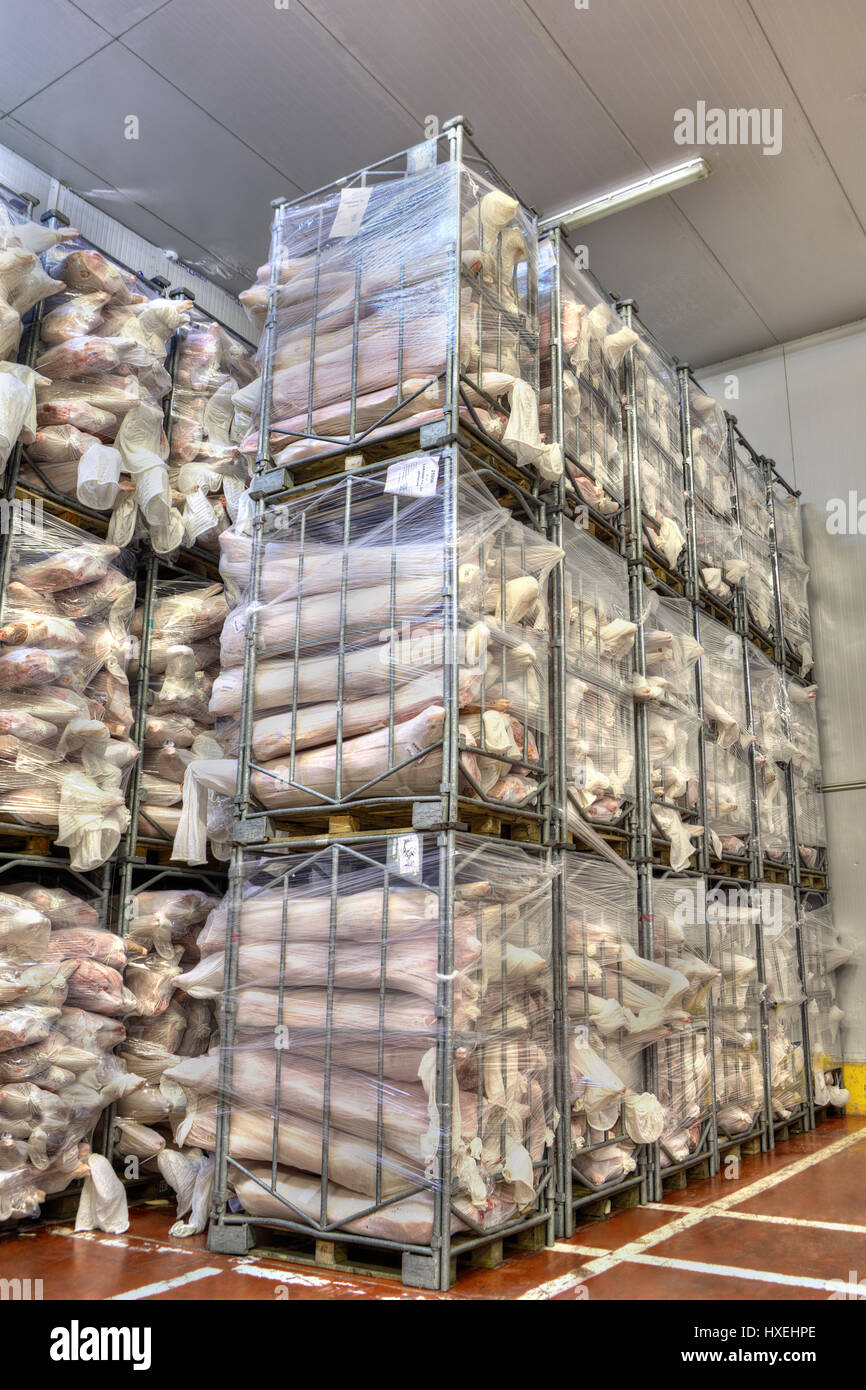 Freezer storage warehouse interior hi-res stock photography and images ...