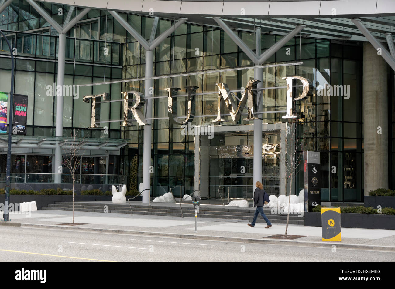 Vancouver trump international hotel and tower hi-res stock photography ...