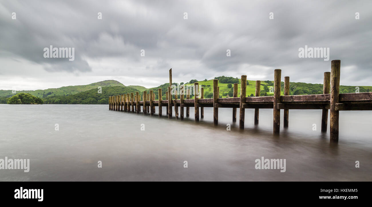 Blur motion lake edge hi-res stock photography and images - Alamy