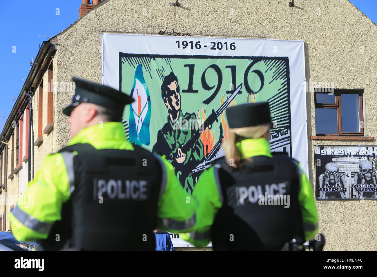 Royal ulster constabulary police officer hi-res stock photography and ...