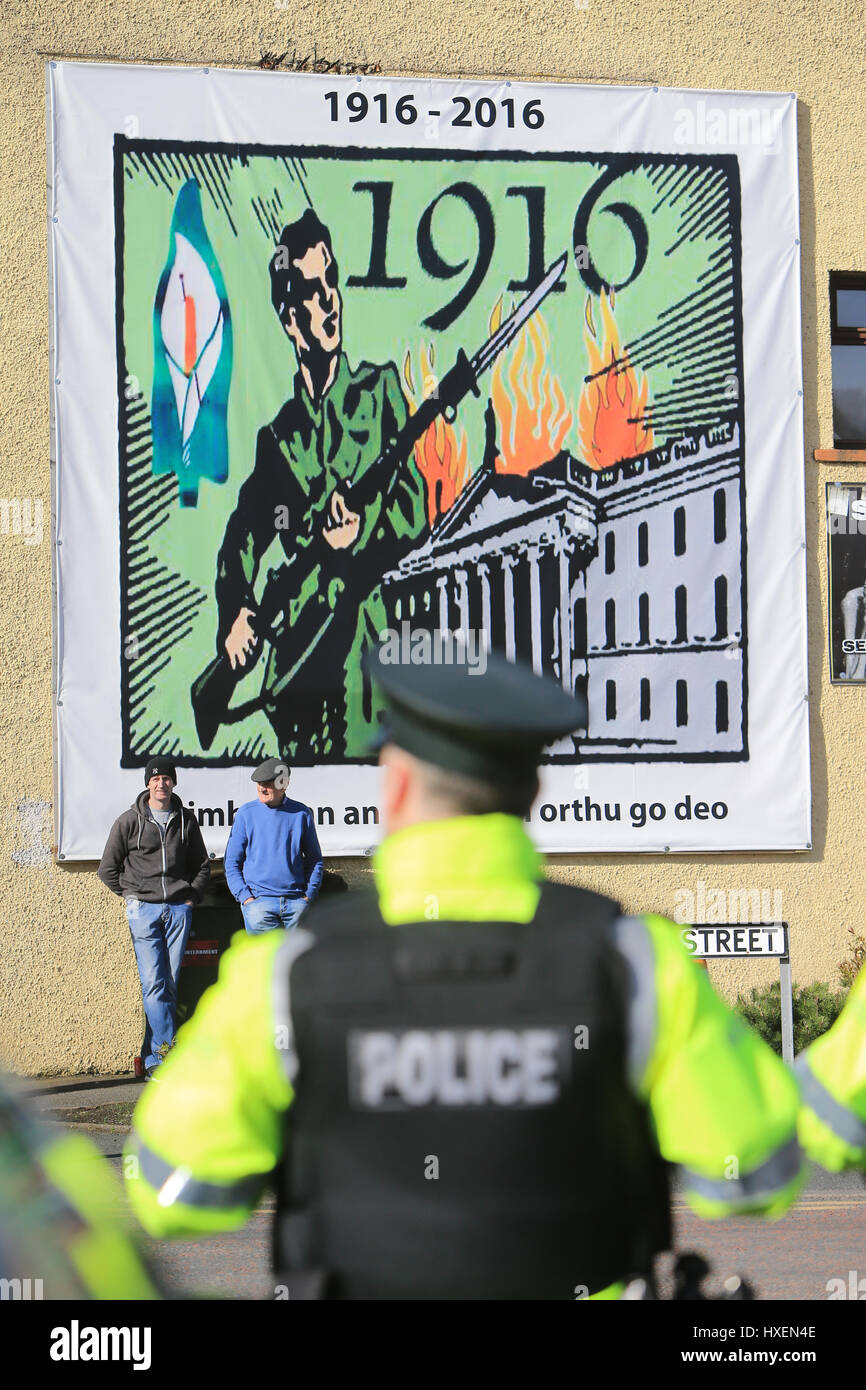 Royal ulster constabulary armed police hi-res stock photography and ...