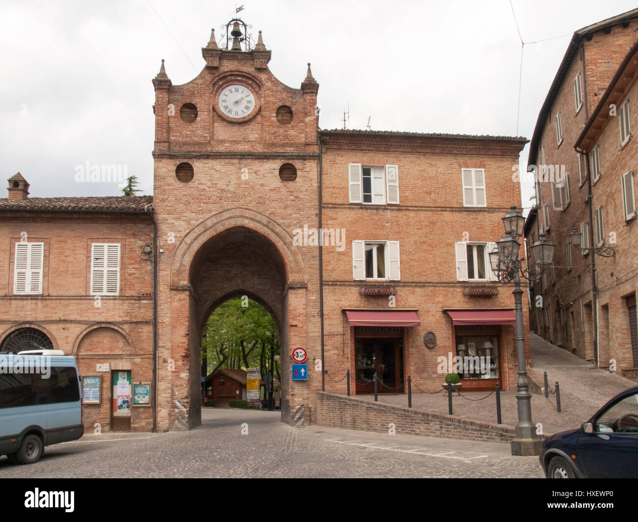 Sarnano marche italy hi-res stock photography and images - Alamy