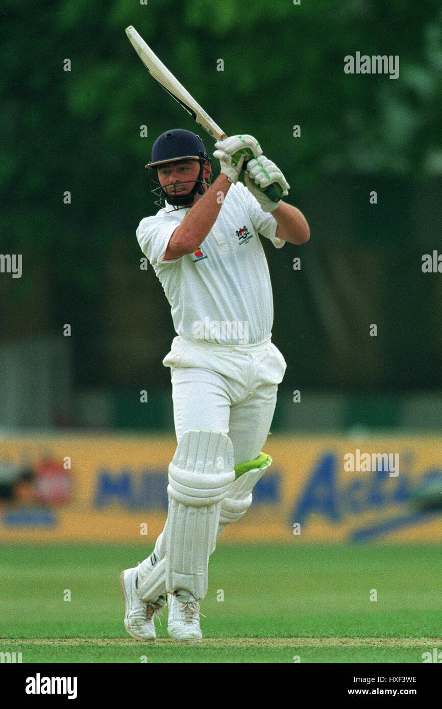 TONY WRIGHT GLOUCESTERSHIRE CCC 29 April 1991 Stock Photo - Alamy