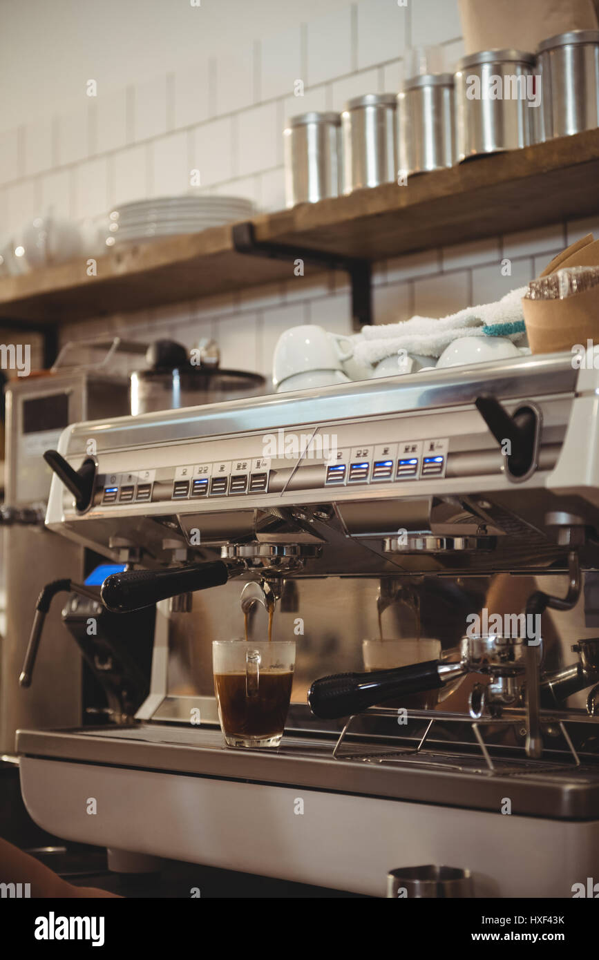 Self service coffee machine hi-res stock photography and images - Alamy