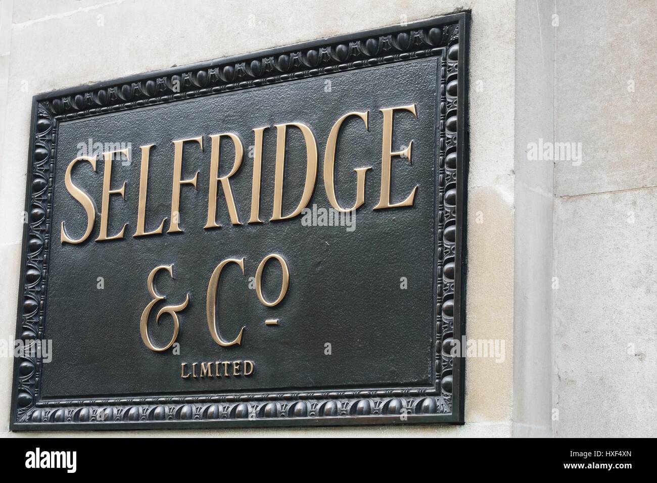 Selfridge plaque hi-res stock photography and images - Alamy