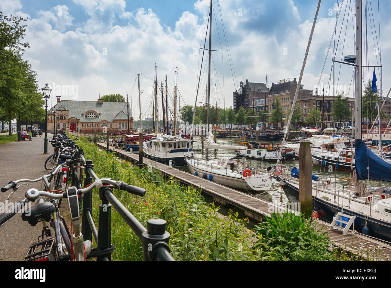 Ships mast architecture hi-res stock photography and images - Alamy