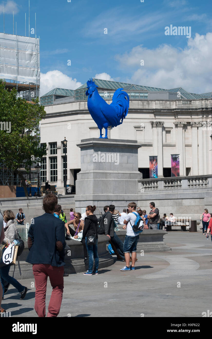 Hahn/Cock statue in Trafalgar Square Stock Photo - Alamy