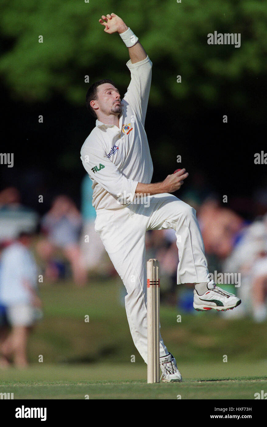 DAMIEN FLEMING AUSTRALIA ARUNDEL ARUNDEL 26 June 2001 Stock Photo - Alamy