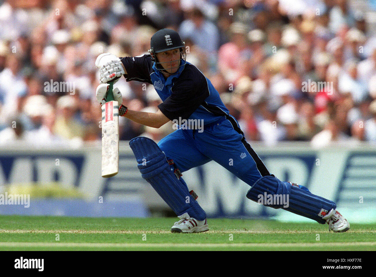 Nick knight england hi-res stock photography and images - Alamy