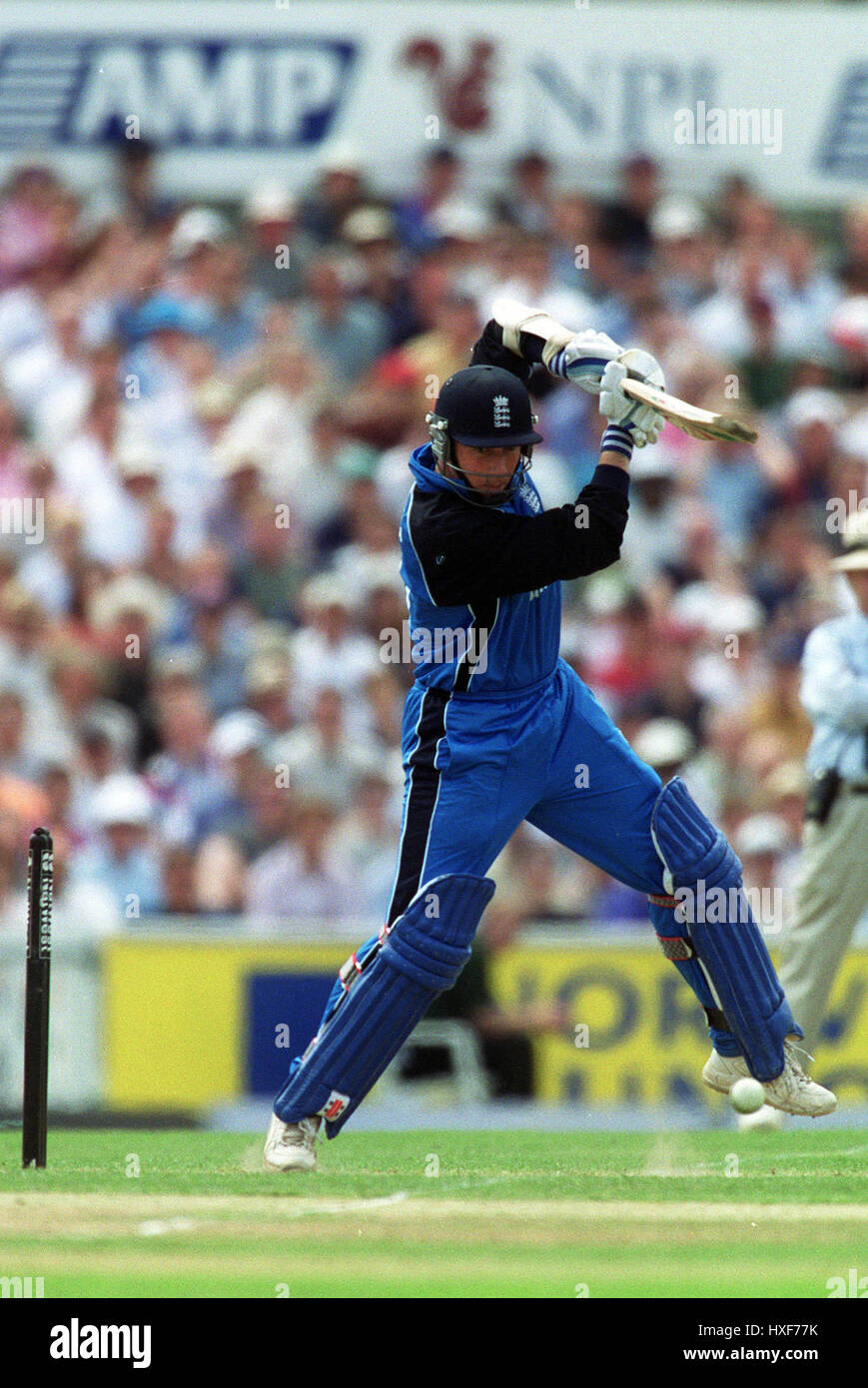 ROBERT CROFT ENGLAND & GLAMORGAN CCC THE OVAL LONDON ENGLAND 21 June ...