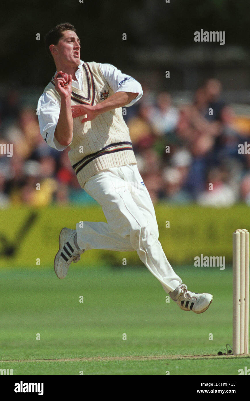JONATHAN LEWIS GLAMORGAN CCC 29 May 2000 Stock Photo - Alamy