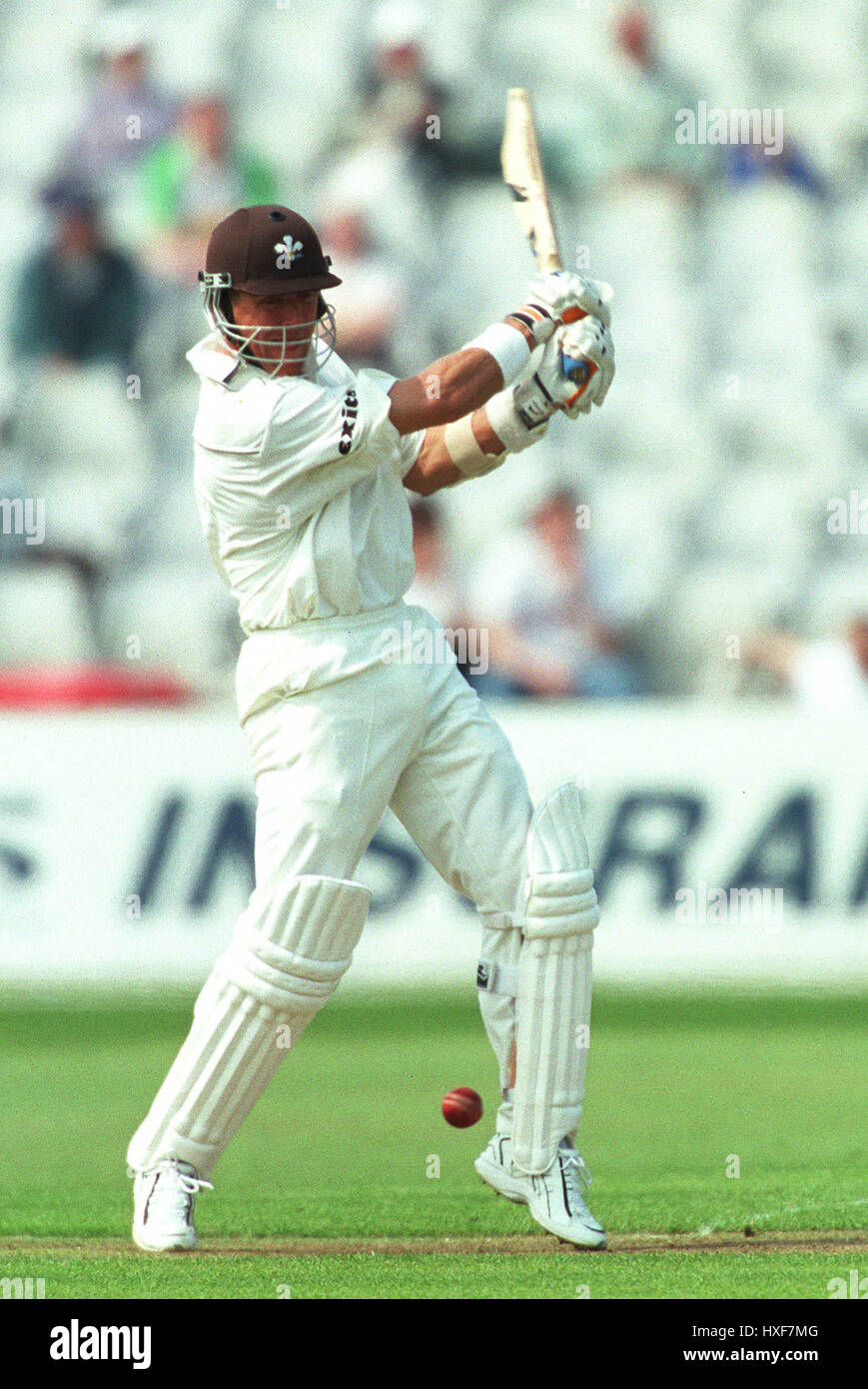 ALEC STEWART SURREY CCC 09 May 2000 Stock Photo - Alamy