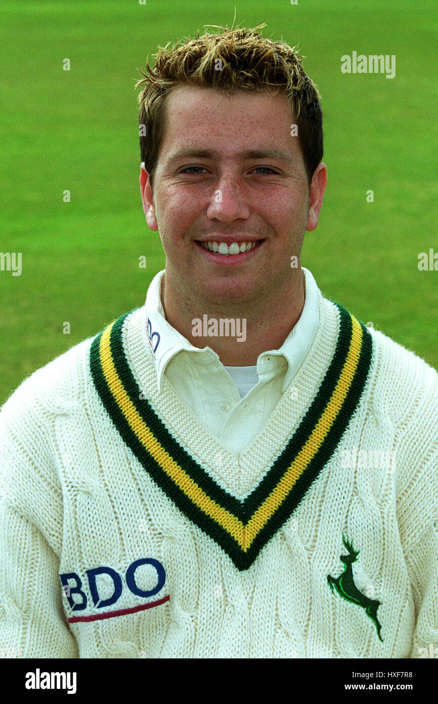 MATTHEW WHILEY NOTTINGHAMSHIRE CCC 12 April 2000 Stock Photo - Alamy