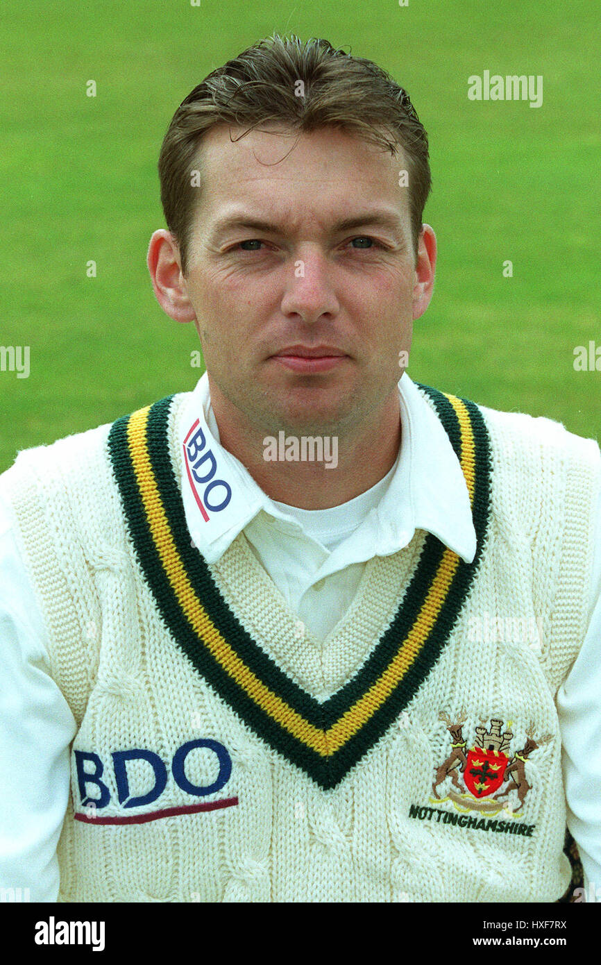 WAYNE NOON NOTTINGHAMSHIRE CCC 12 April 2000 Stock Photo - Alamy