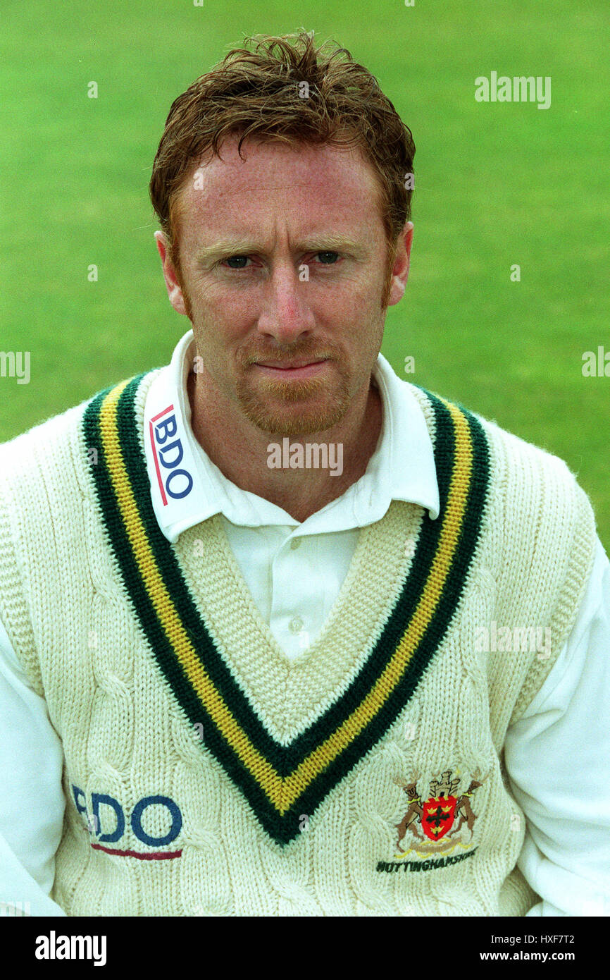 CHRIS TOLLEY NOTTINGHAMSHIRE CCC 12 April 2000 Stock Photo - Alamy