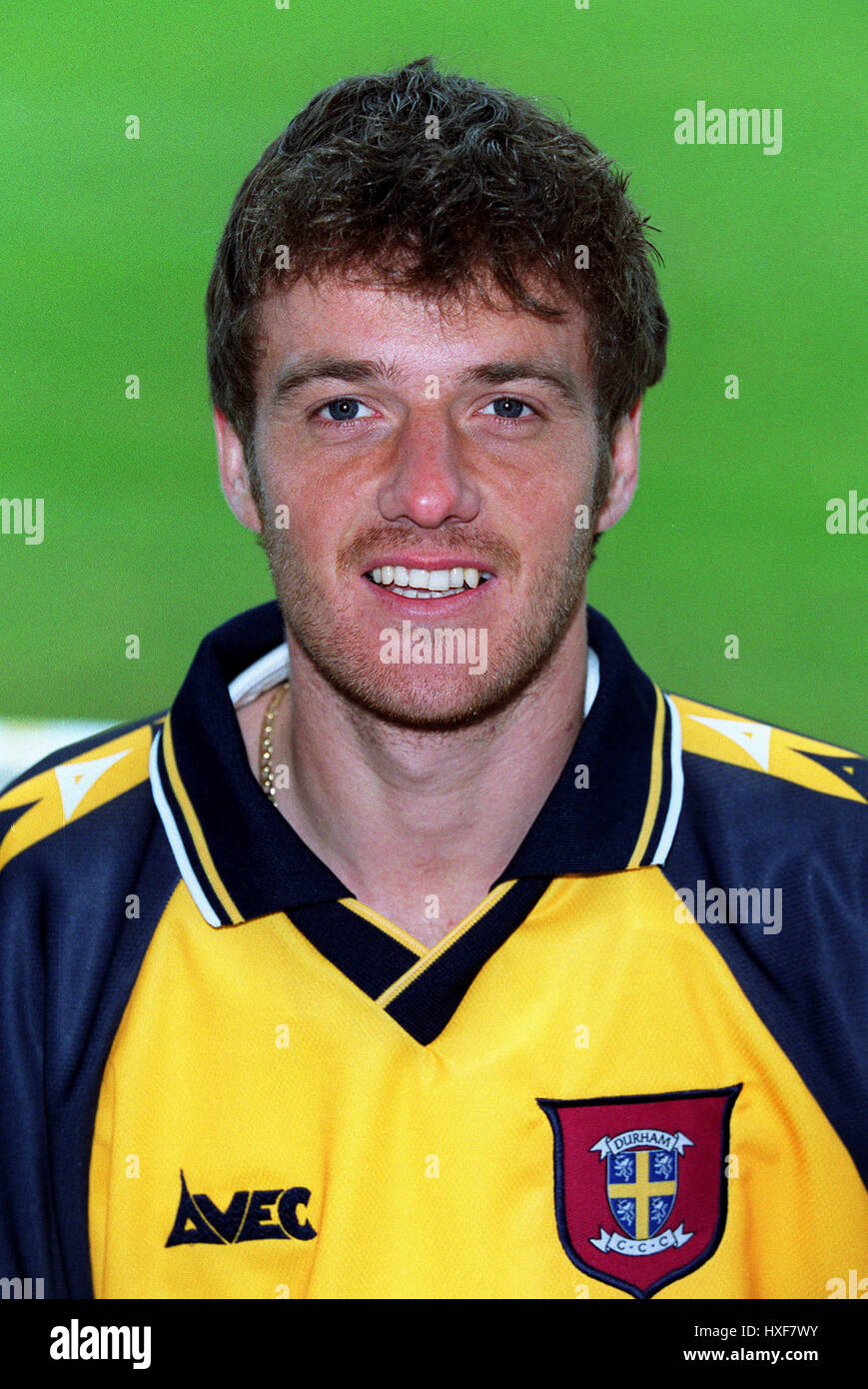 MELVYN BETTS DURHAM CCC 13 April 2000 Stock Photo - Alamy